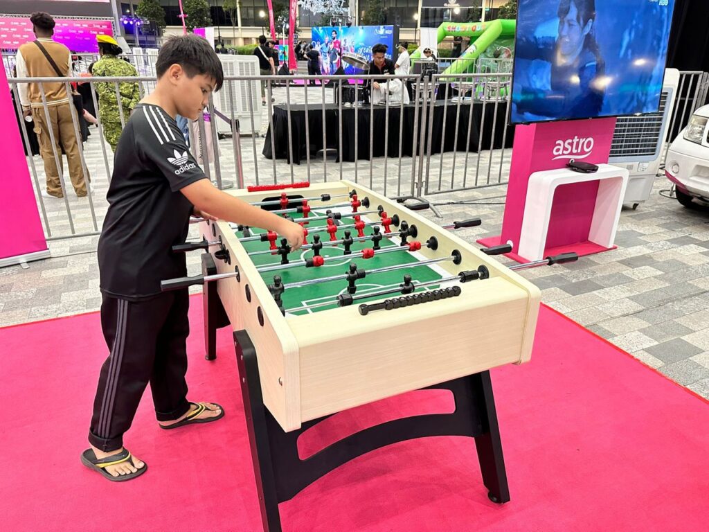 Foosball Machine - Artcage Rent Sdn Bhd